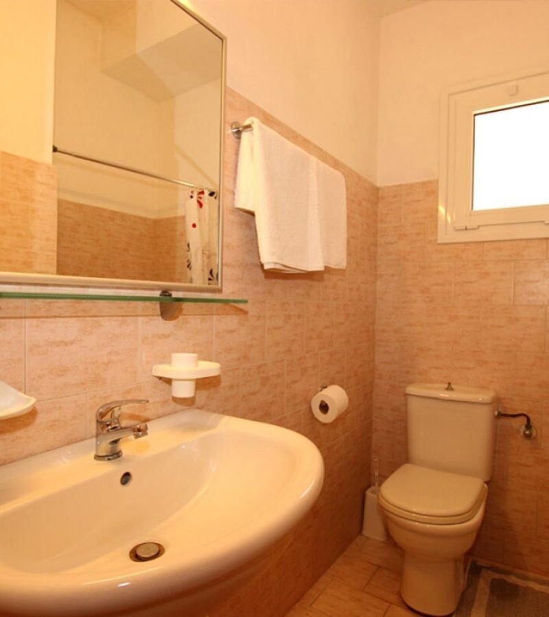 Elias House - Elias & Vasili Apartments & Studios - San George, Agios ...