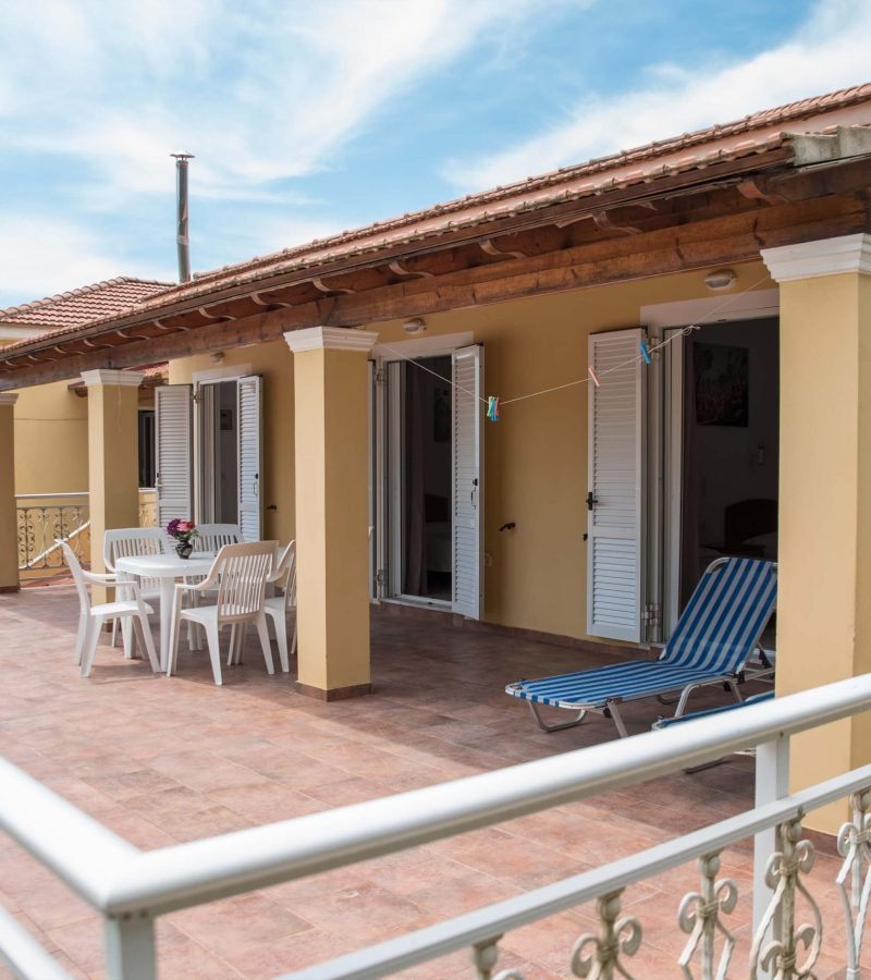 Elias House - Elias & Vasili Apartments & Studios - San George, Agios ...