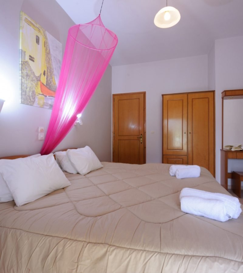 Elias House - Elias & Vasili Apartments & Studios - San George, Agios ...